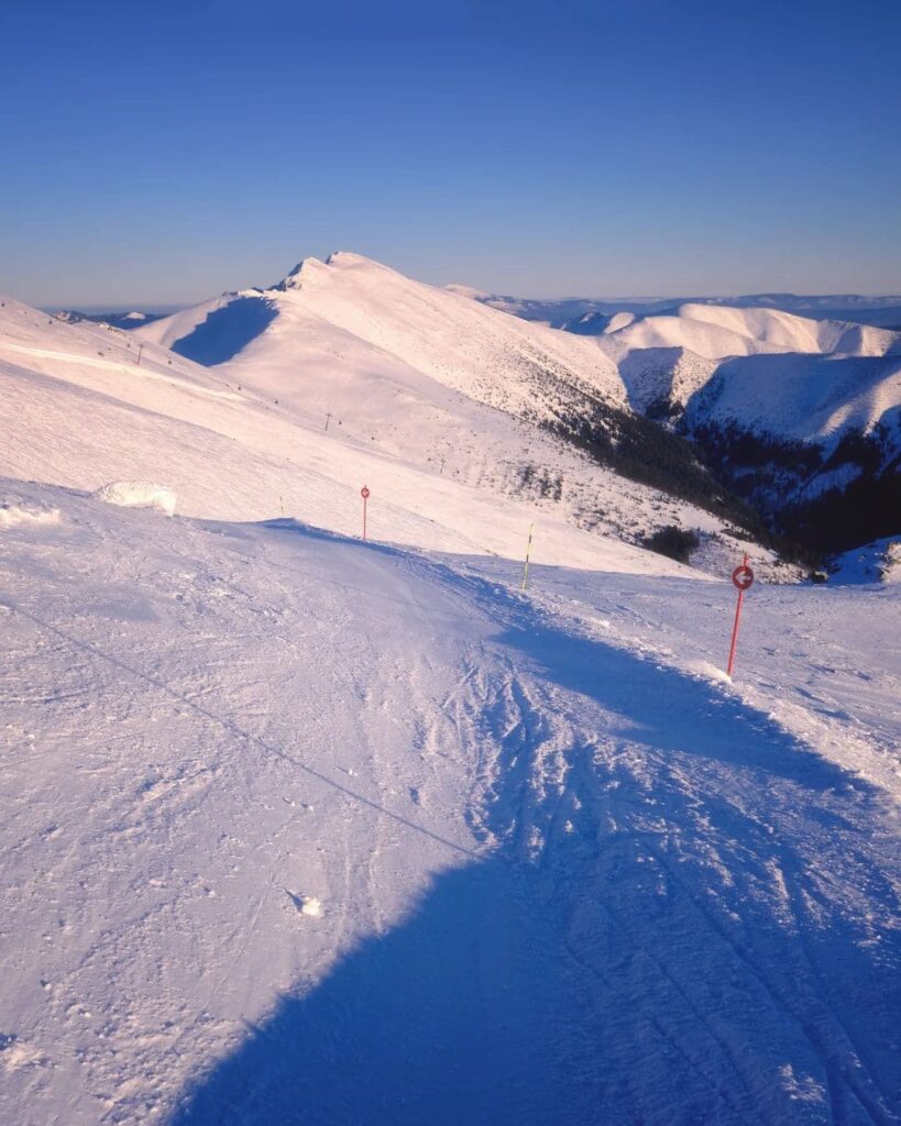 Top 5 Ski Resorts in Slovakia 🇸🇰: Best Skiing Destinations
